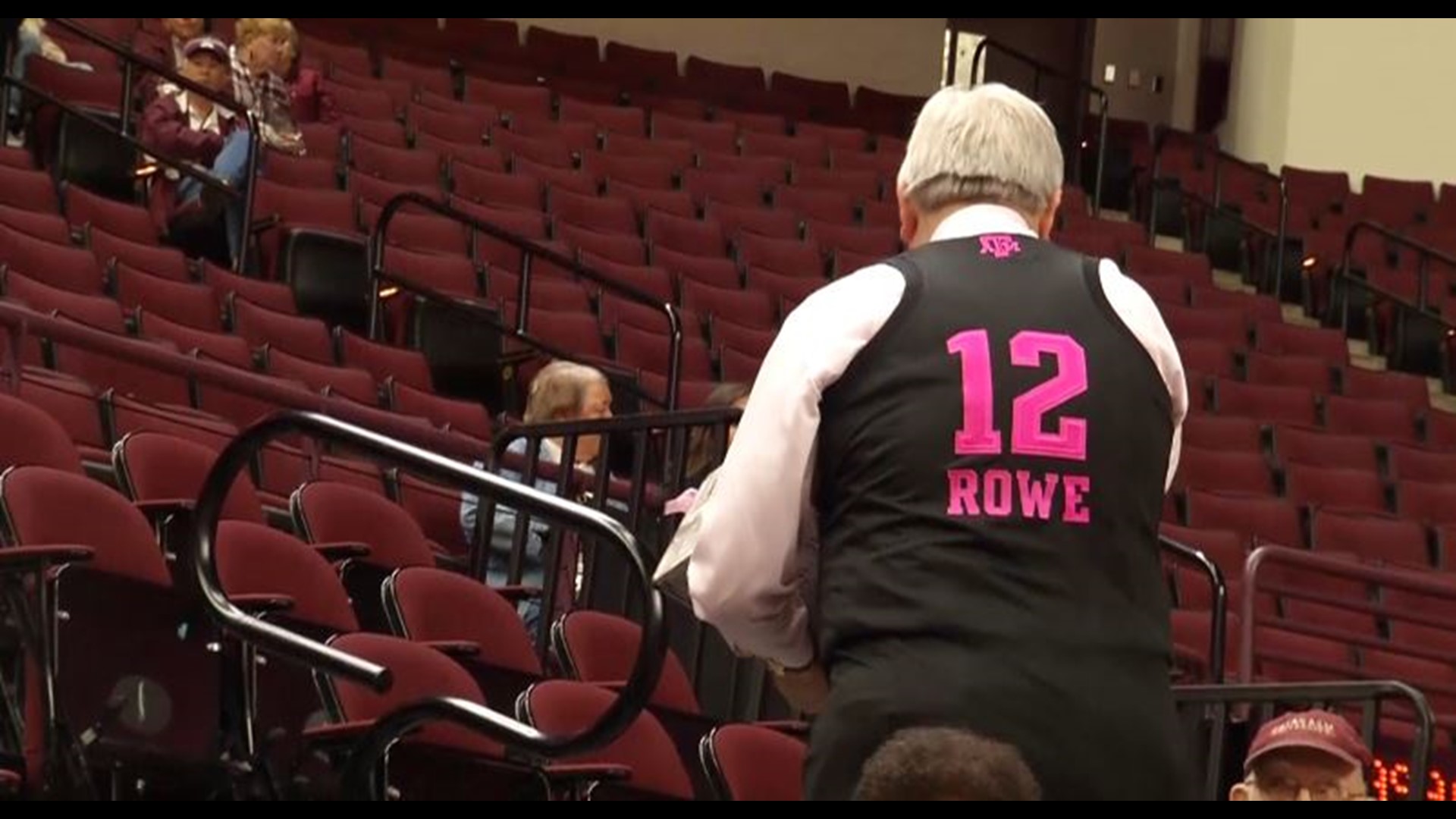 Texas A&M women BTHO breast cancer and take down LSU | kagstv.com