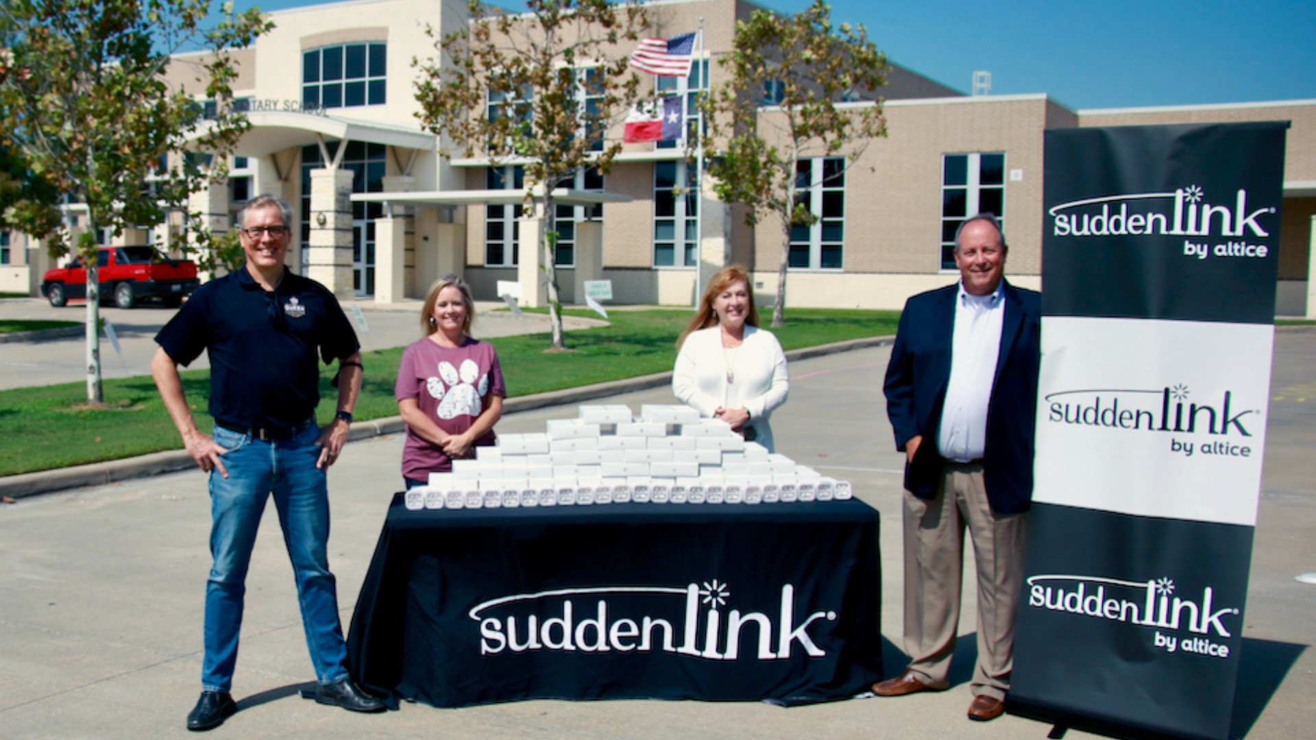 Suddenlink donates technology to Bryan ISD for online learning | kagstv.com