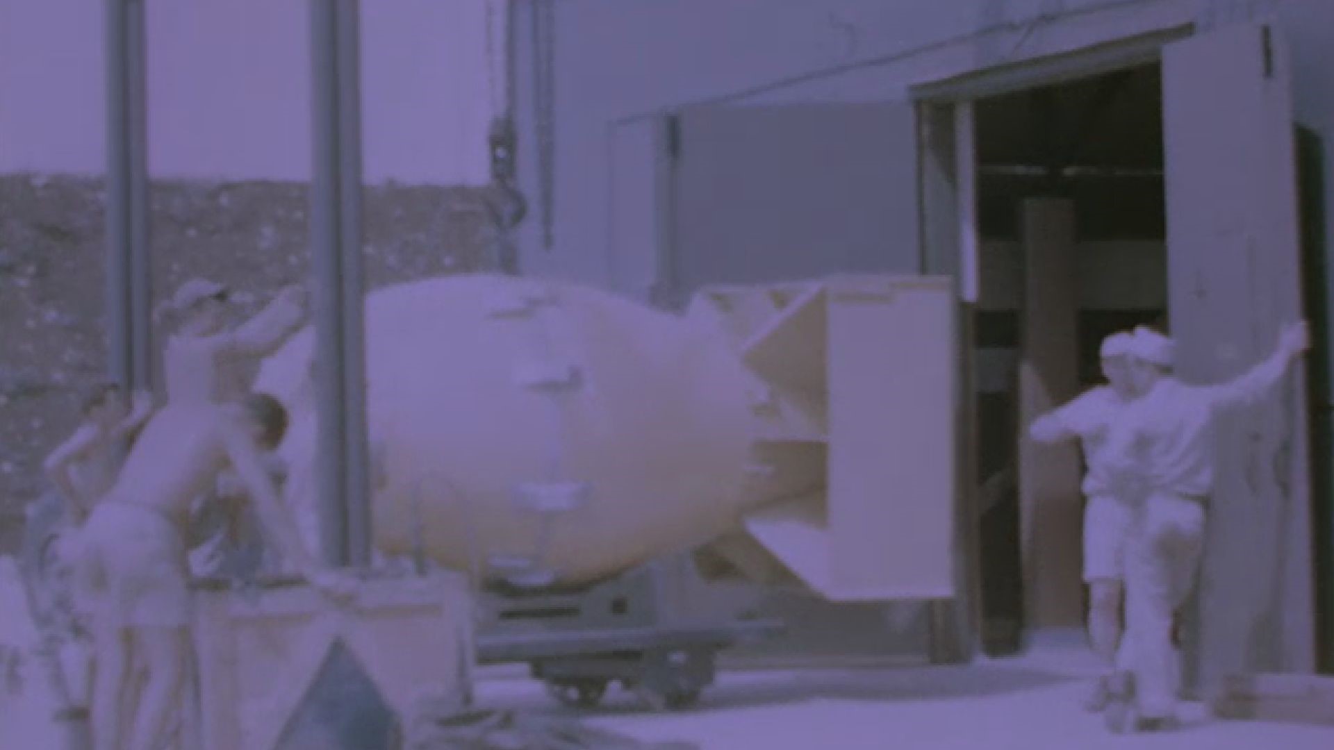 Building the Bomb Part 1: History of the Los Alamos National Lab ...