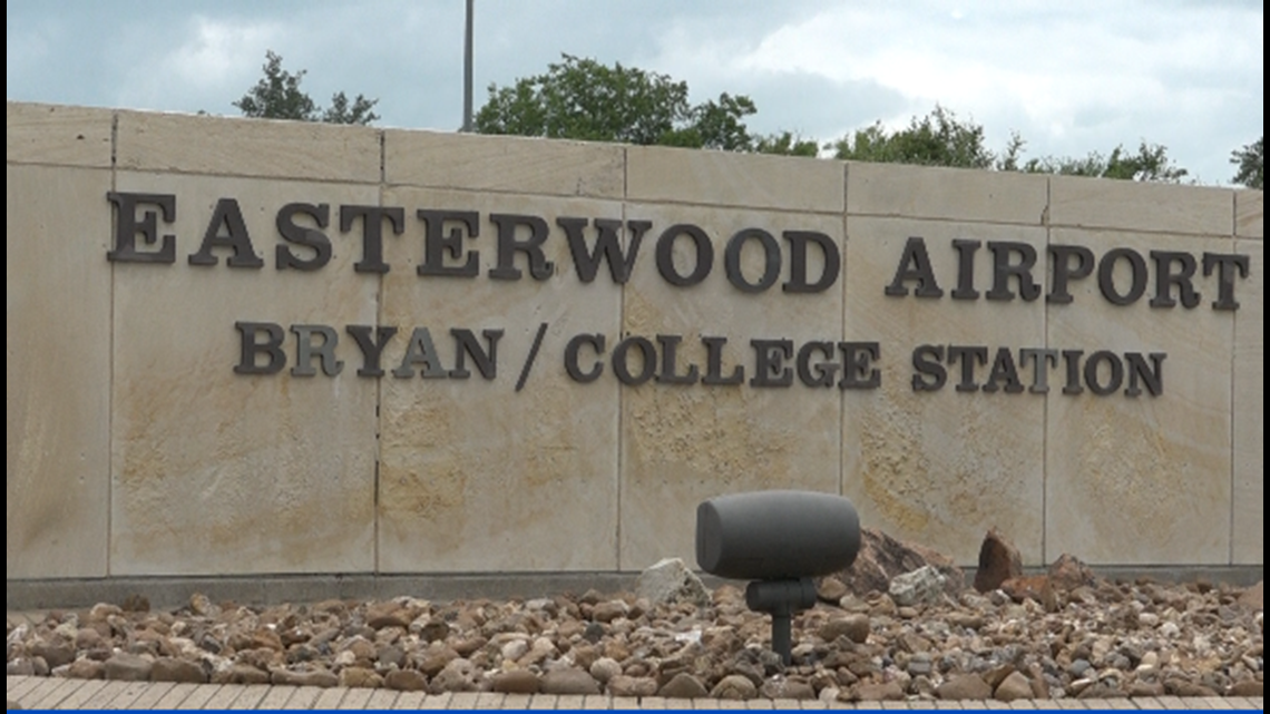 College Station's Easterwood Airport makes masks optional | kagstv.com