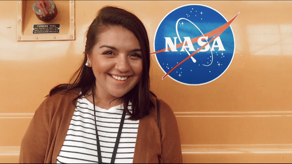 Exceptional Aggie: Alum uses art for grad school journey | kagstv.com