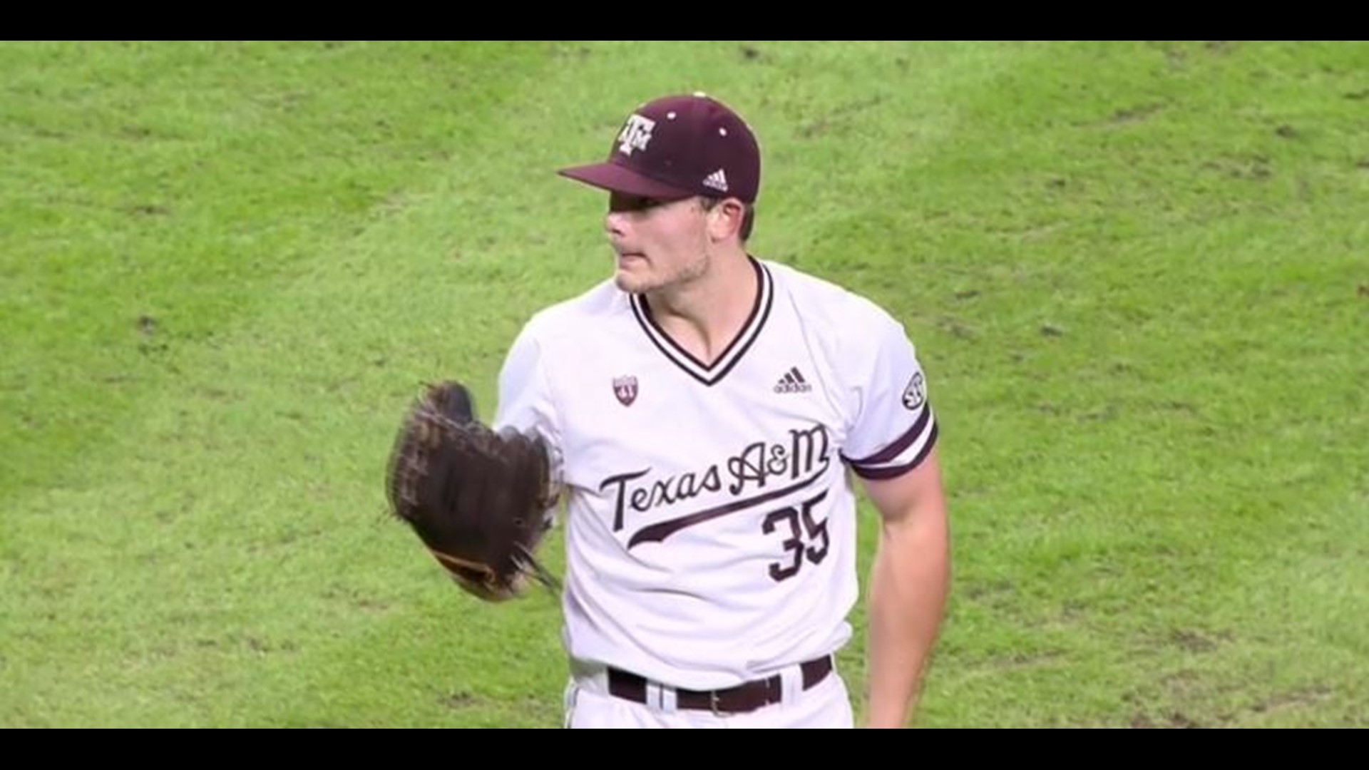 Aggie baseball takes down #17 TCU | kagstv.com