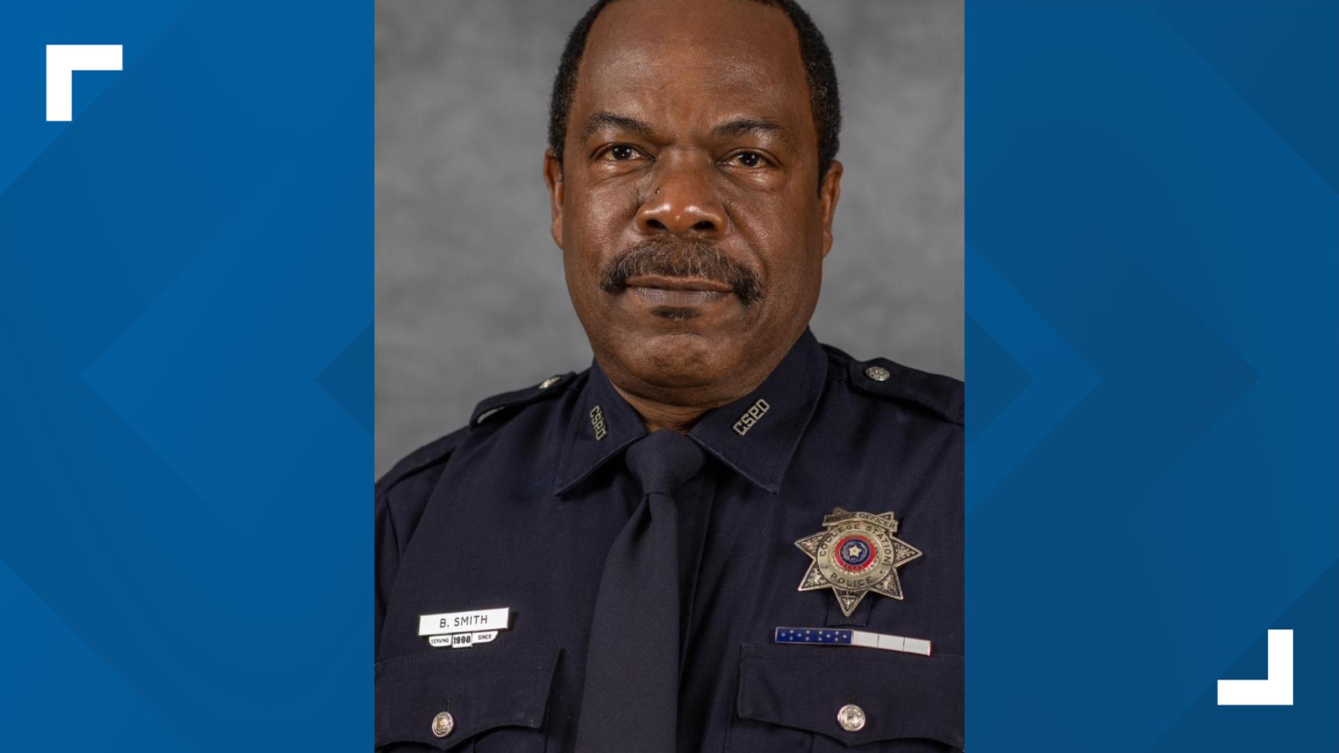 Officer Brad Smith retires after decades of service at College Station ...