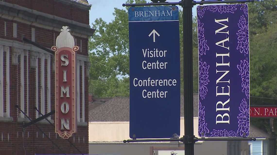 Brenham community reacts after semi driver slams into DPS office ...