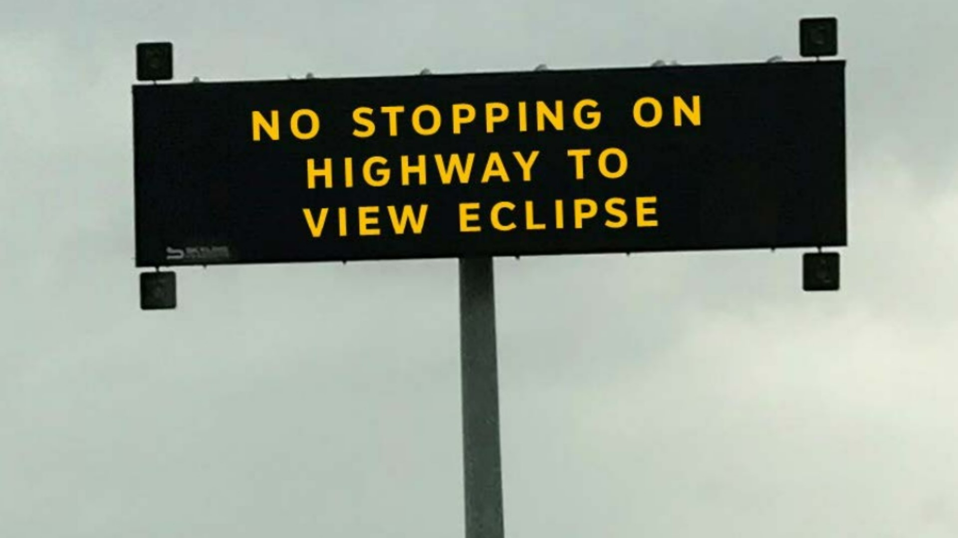 Warning issued to Texas drivers during the total solar eclipse | kagstv.com