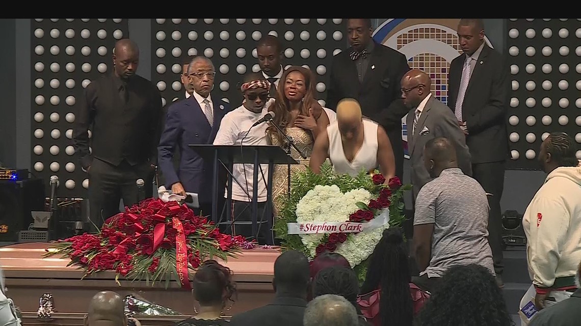 Emotional calls for justice continue at Stephon Clark's funeral ...