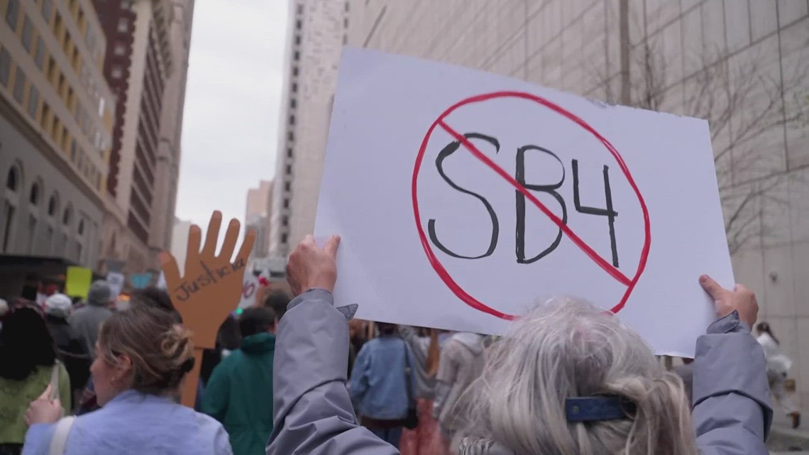 Hundreds gather in Downtown Dallas to protest SB 4 | kagstv.com
