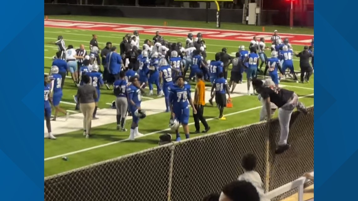 Fight breaks out between DFW high school football teams | kagstv.com