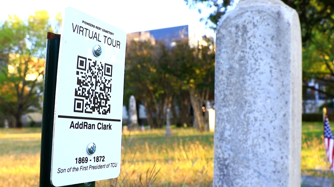 QR codes placed along grave sites at Fort Worth's oldest cemetery ...